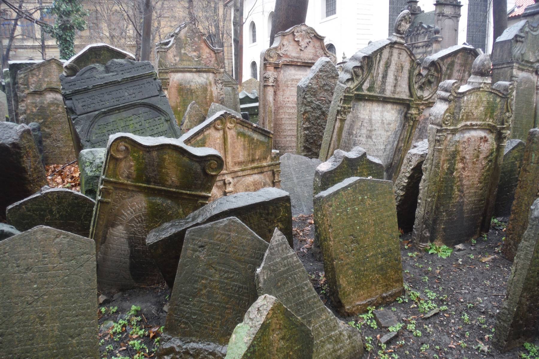 Old Jewish Cemetery - Allure Hotel & Residence Prague